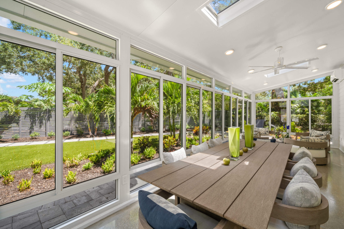 Tampa Sunroom Installers | Lifestyle Remodeling